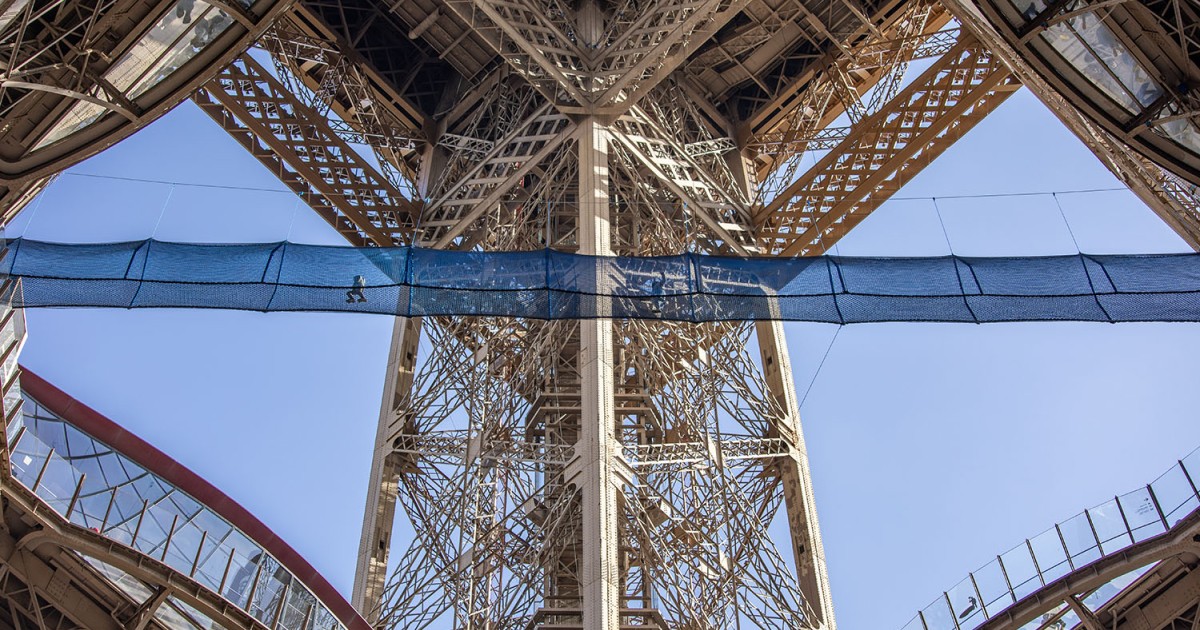 The Vertigo of the Tower is back! - The Eiffel Tower